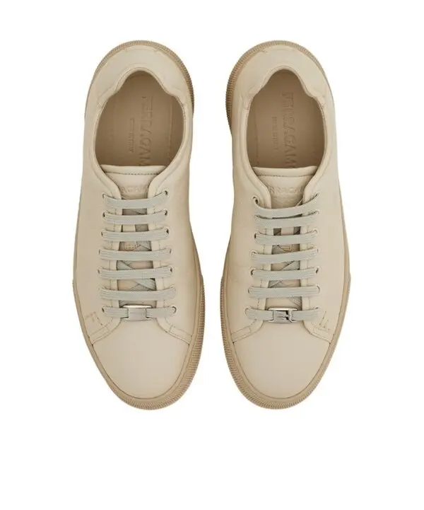 FERRAGAMO Low Top Sneakers - Mascarpone