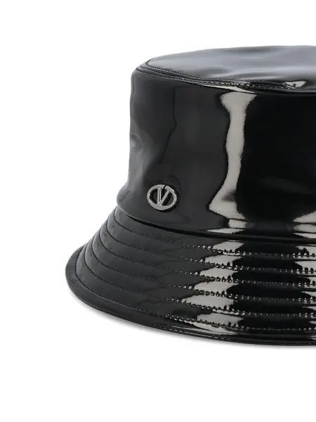 Valentino Garavani Logo Plaque Bucket Hat