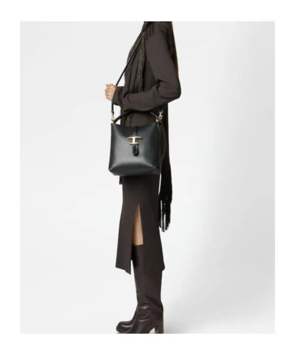 TOD'S Timeless Mini Bucket Bag In Soft Calfskin Leather - Black