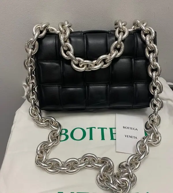 Bottega Veneta Chain Cassette Shoulder Bag - Black