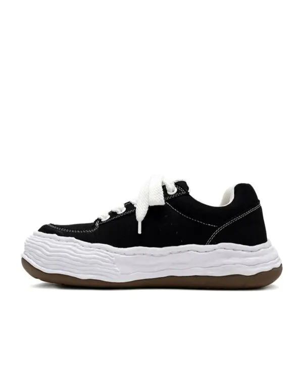 Mihara Yasuhiro Oliver Logo Patch Sneakers - Black