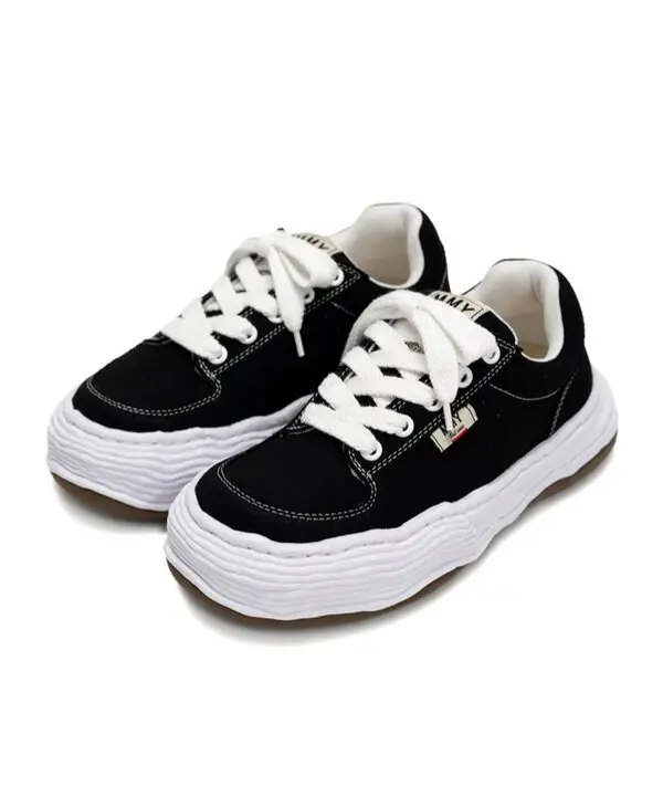 Mihara Yasuhiro Oliver Logo Patch Sneakers - Black
