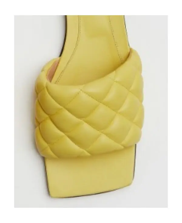 Bottega Veneta Quilted Square-toe Flat Sandals - Yellow