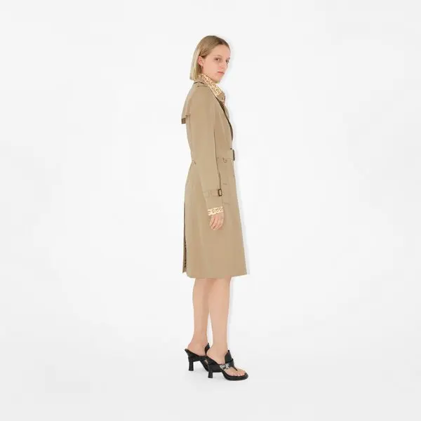 Burberry Long Chelsea Heritage Belted Trench Coat