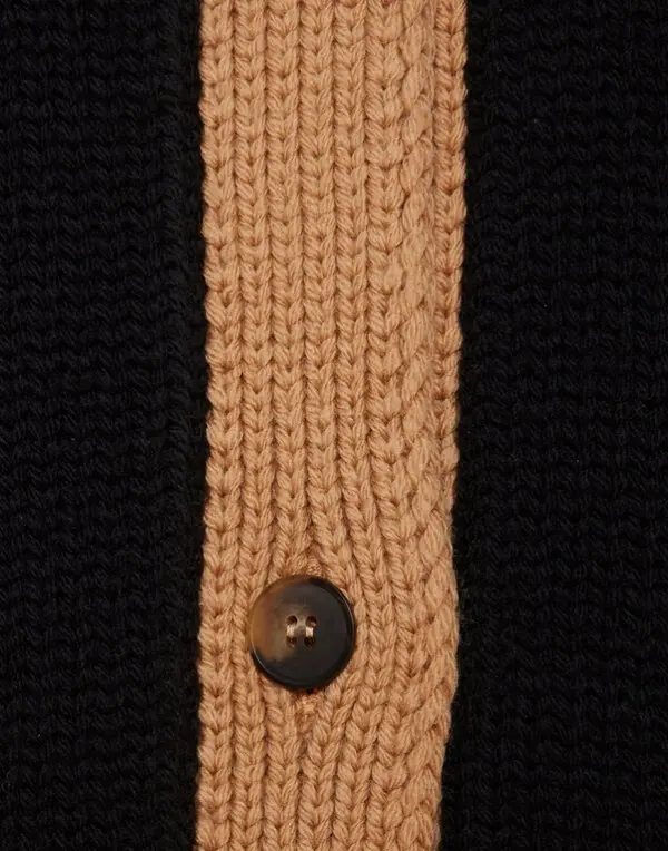 La DoubleJ Cardigan With Collar And Pockets