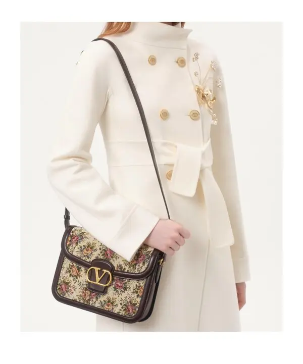 Valentino Garavani Vlogo Signature Foldover Shoulder Bag - Nude