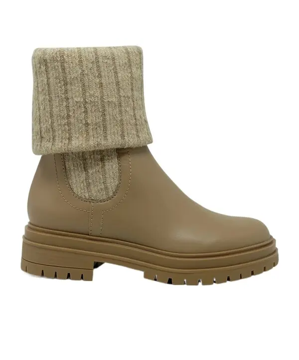 GIANVITO ROSSI Round Toe Boots