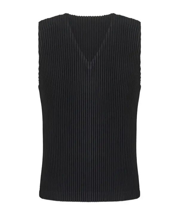 Issey Miyake Sleeveless V-neck Pleated Vest