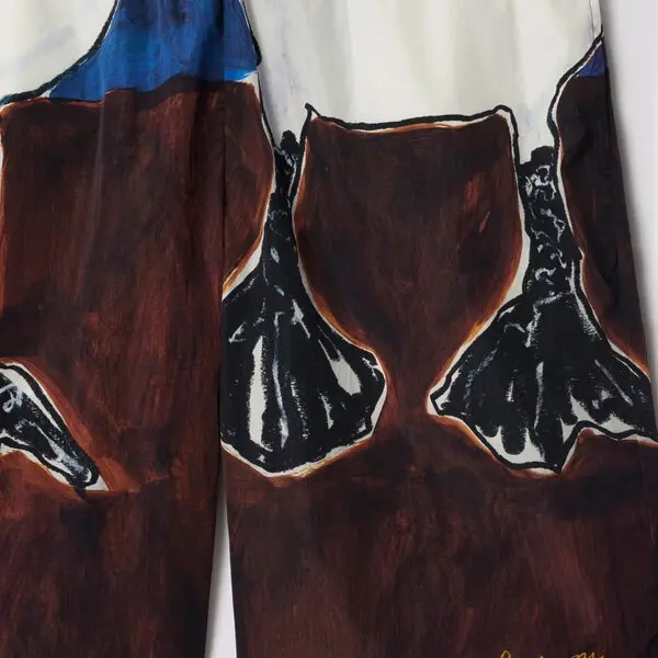 Burberry Swan Print Bermuda Shorts - Black