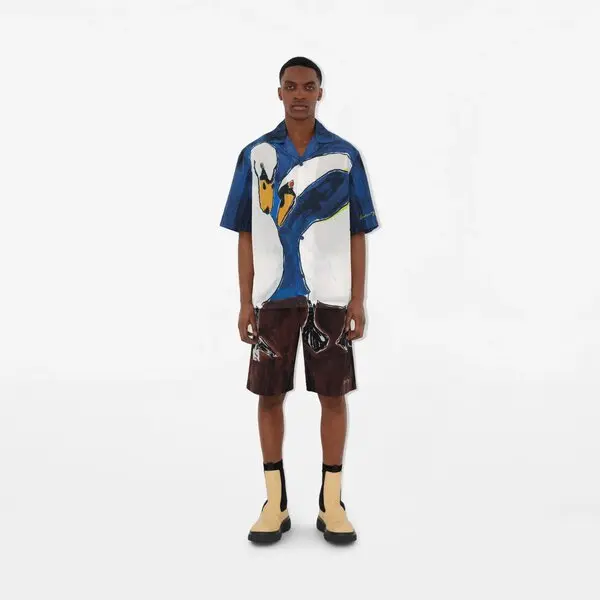 Burberry Swan Print Bermuda Shorts - Black