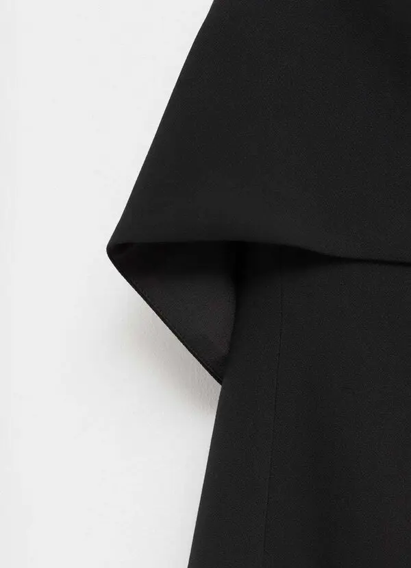 TOTEME Off-the-shoulder Sculpted Top