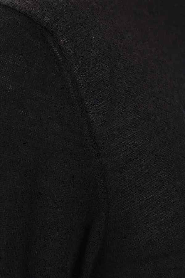 ALLUDE Roll Neck Knit T-shirt