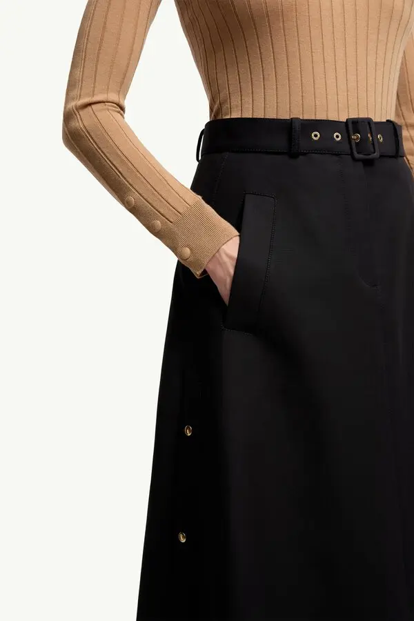 Moncler A-line Midi Skirt With Belted Waist And Slit Details - Black
