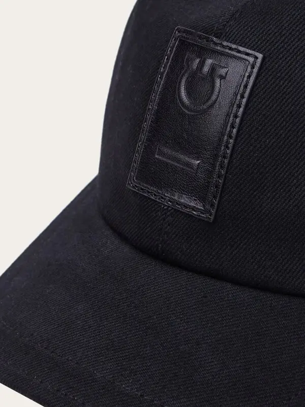 FERRAGAMO Gancini Baseball Cap - Black