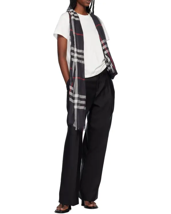 Burberry Checked Frayed-edge Scarf - Black