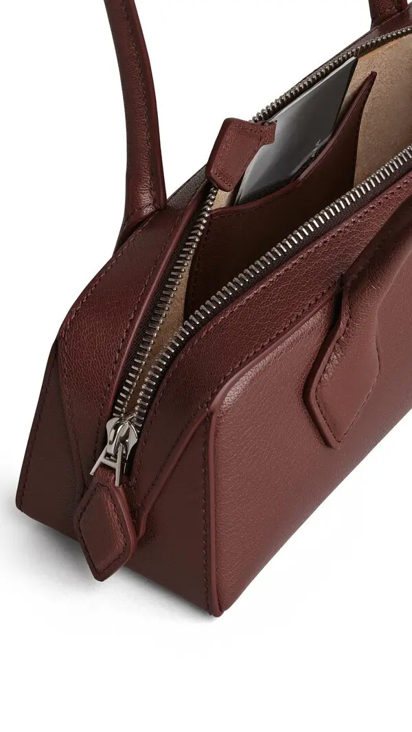 Alaïa Slim-fit Shoulder Bag - Red
