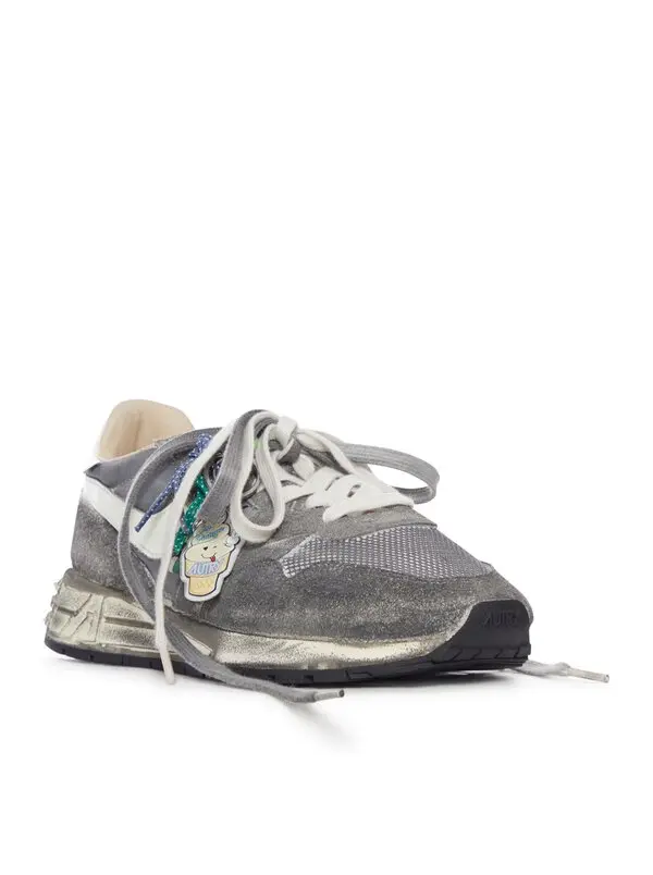 AUTRY Reelwind Super Vintage Lace-up Sneakers