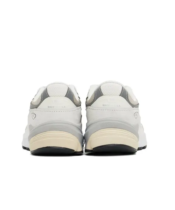 NEW BALANCE 990v4 Lace-up Sneakers - White Grey