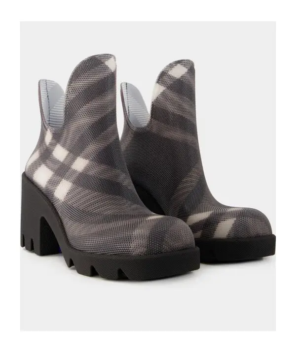 Burberry Check Pattern Slip-on Boots