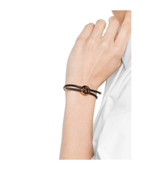 Gucci Round Interlocking G Bracelet In Yellow Gold-toned Brass And Enamel - Blue