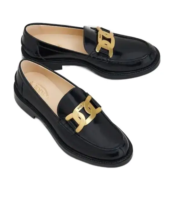 TOD'S Chain-linked Loafers