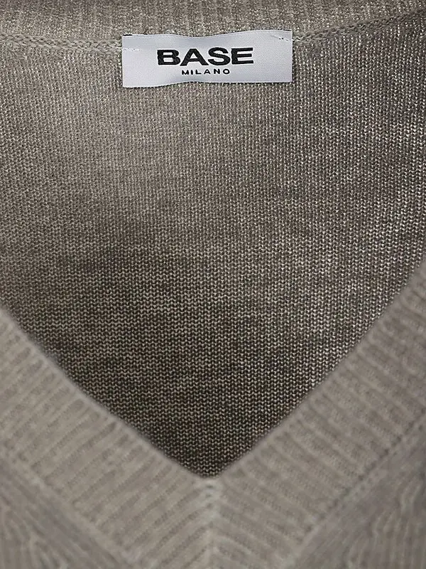BASERANGE Long Sleeve V-neck Sweater