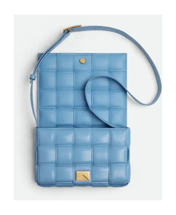 Bottega Veneta Cassette Strapped Crossbody Bag - Blue