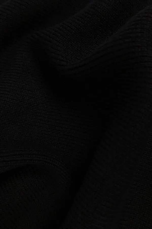 Moose Knuckles Wool Scarf