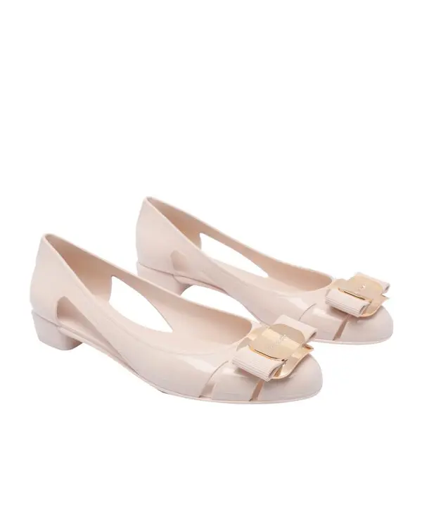 FERRAGAMO Round Toe Ballet Flats
