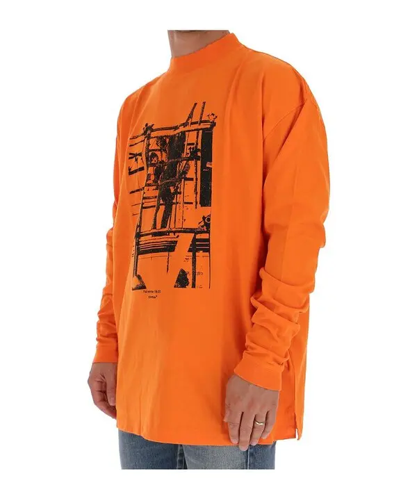 Off-White Long-sleeved T-shirt