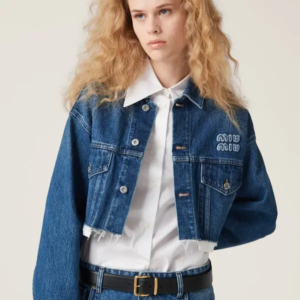 Miu Miu Cropped Denim Jacket With Embroidered Logo - Blue