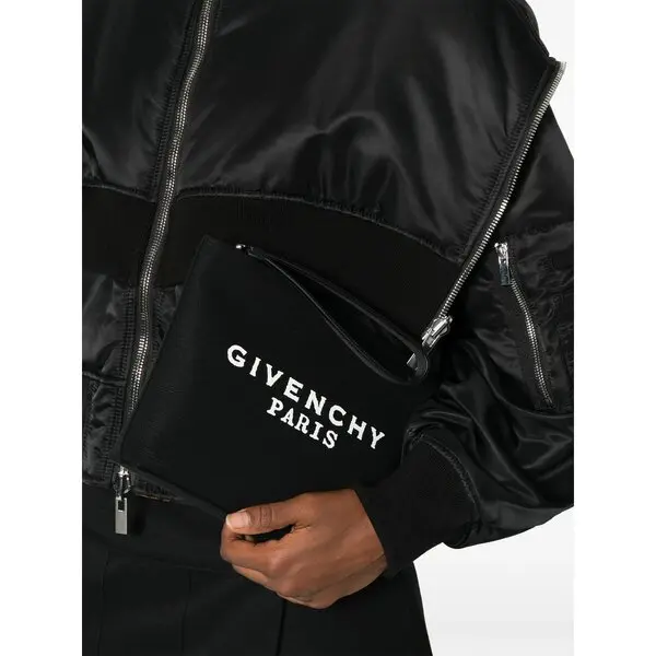 Givenchy Paris Signature Logo Zipped Pouch - Black