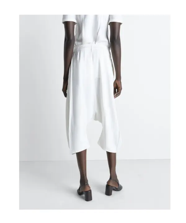 LEMAIRE Pleated Crinkled Viscose Twill Bermuda Shorts - Chalk