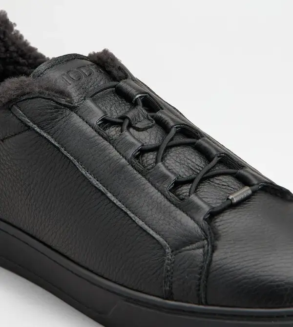 TOD'S Lace-up Low-top Casual Shoes
