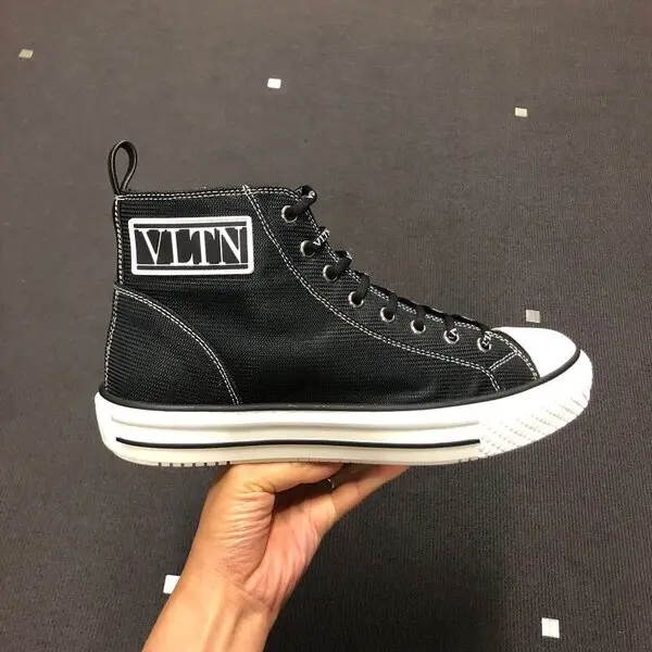 Valentino Garavani Vltn Giggies High-top Sneakers