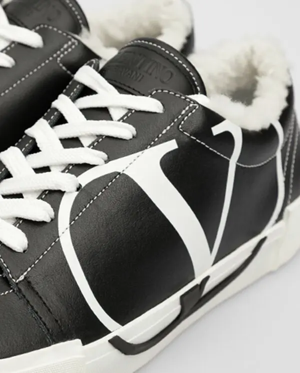 Valentino Garavani Logo Casual Lace-up Sneakers