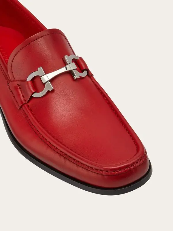 FERRAGAMO Gancini Loafers