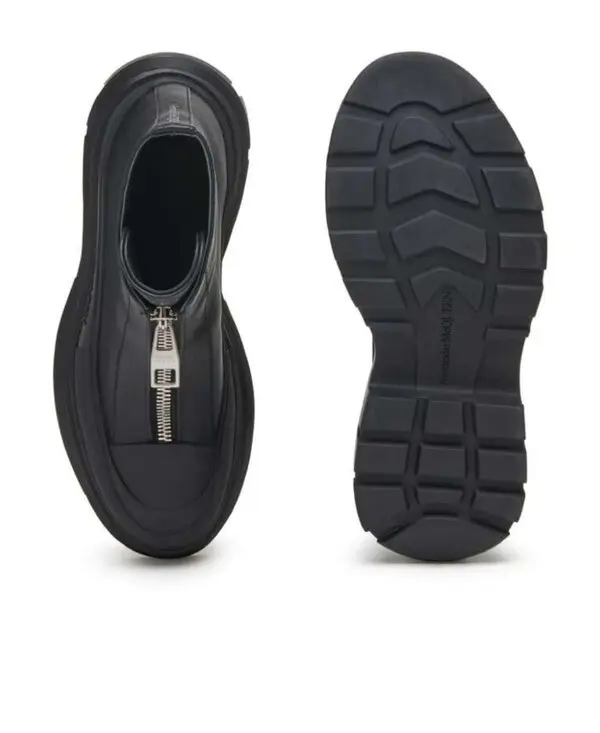Alexander McQueen Zip Detailed Tread Slick Boots