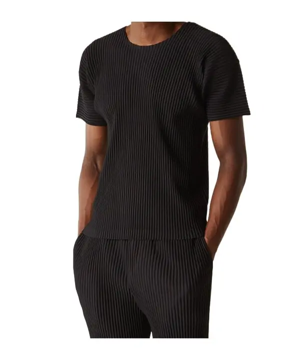 Issey Miyake Homme Plissé Pleated T-shirt - Black