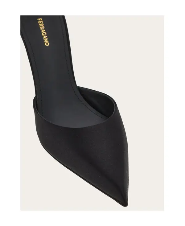 FERRAGAMO Dana Slingback Pumps With Gold Chain Detail - Black
