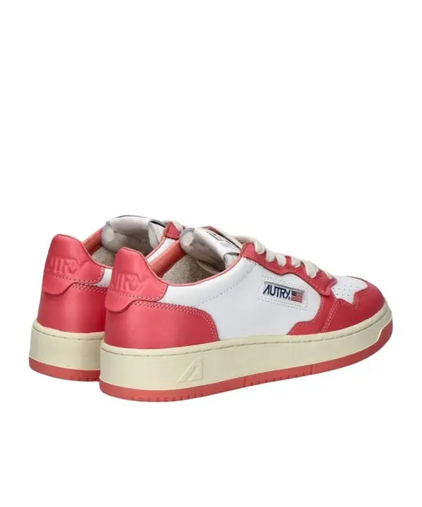 AUTRY Vintage Low-top Sneakers With Embossed Logo And Perforated Toe - Red