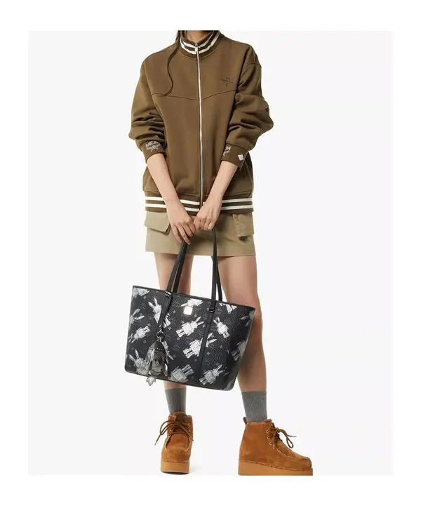 Mcm Toni Shopper Tote With Rabot Visetos Print