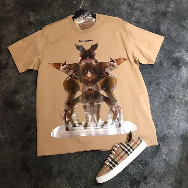 Burberry Graphic Print T-shirt