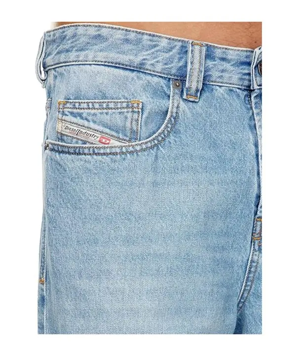 DIESEL® 2001 D-macro Straight Leg Jeans - Blue