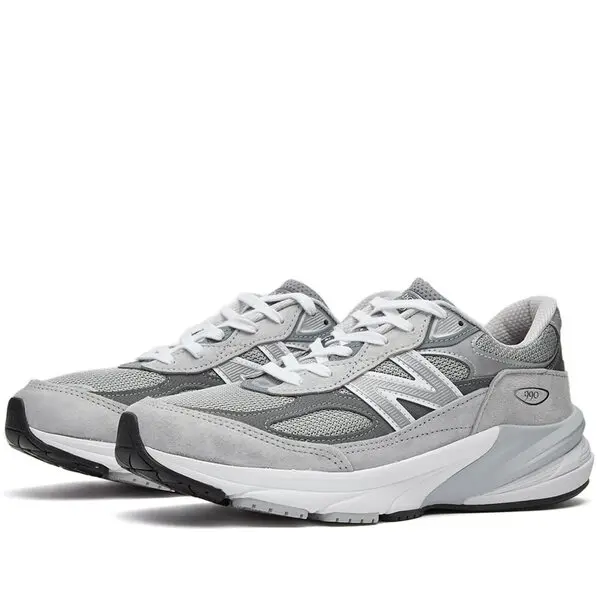 NEW BALANCE 990v6 Lace-up Sneakers - Gray