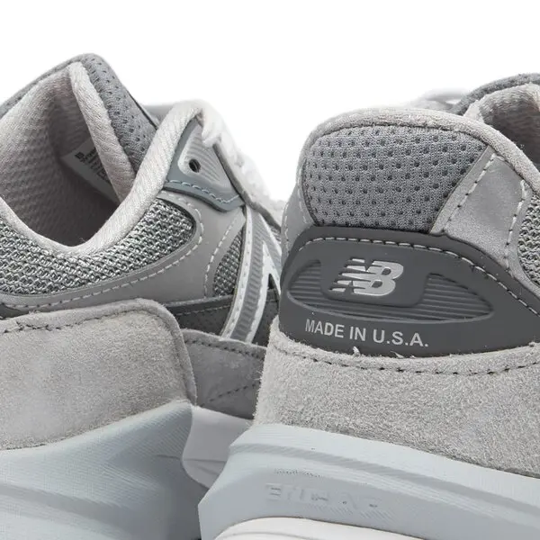 NEW BALANCE 990v6 Lace-up Sneakers - Gray