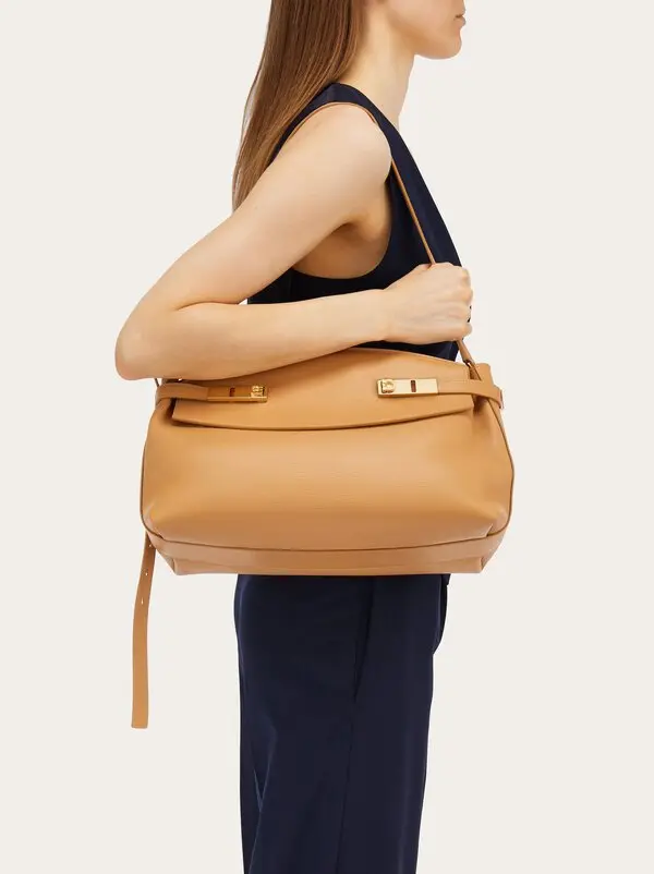 FERRAGAMO Magnetic Shoulder Bag