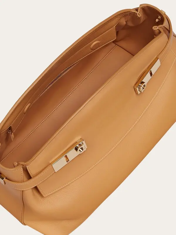 FERRAGAMO Magnetic Shoulder Bag