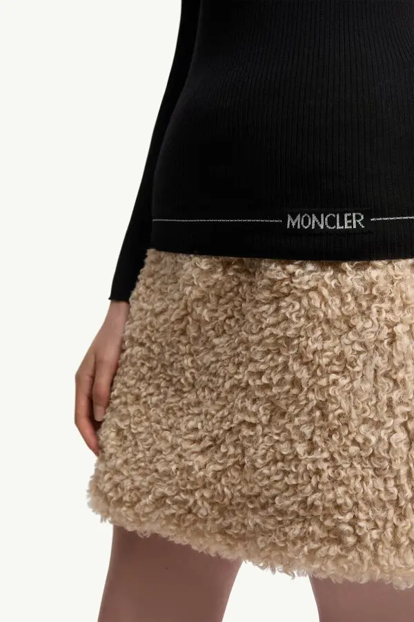 Moncler Ribbed Turtleneck Long Sleeve Top - Black