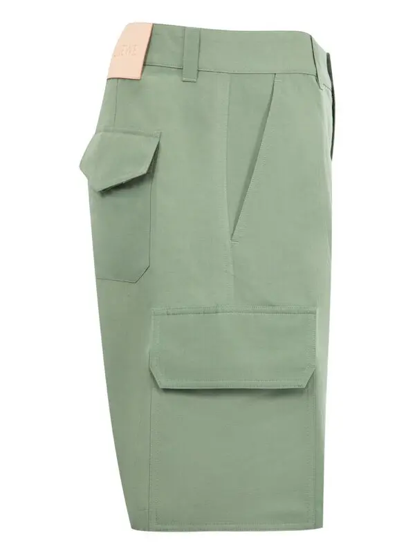 Loewe Logo Patch Cargo Shorts - Green